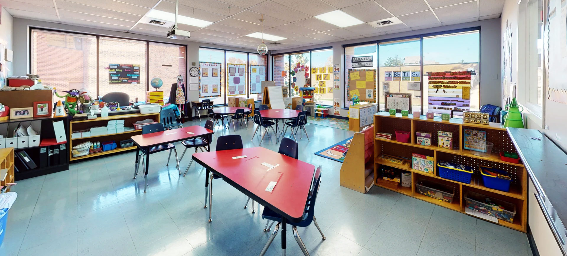 Visit Our Campus - Lynn-Rose School